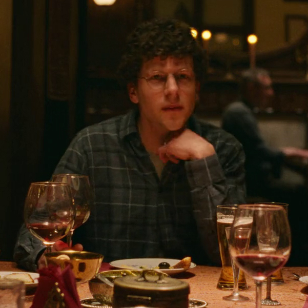 Awkward dinner – “A Real Pain” (2024) – Wine in Films #41